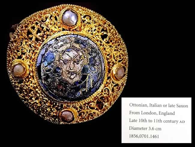 Saxonian brooch from London. X-XI AD. - TRUE HISTORY SHOP | ARMOUR ...