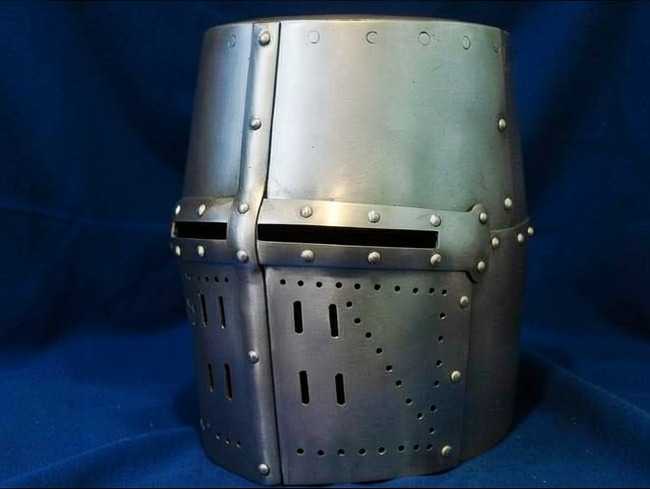 Great helm from Museum Lucera (Italy). XIII A.D. - TRUE HISTORY SHOP ...