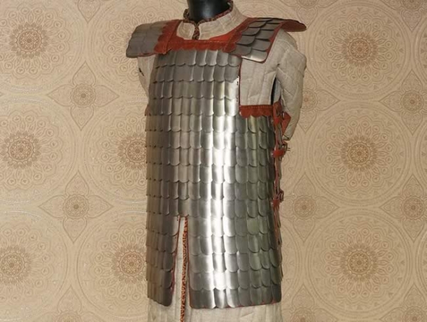 Squama type U, monolith / short shoulders. IV BC. - XIV AD. - TRUE ...