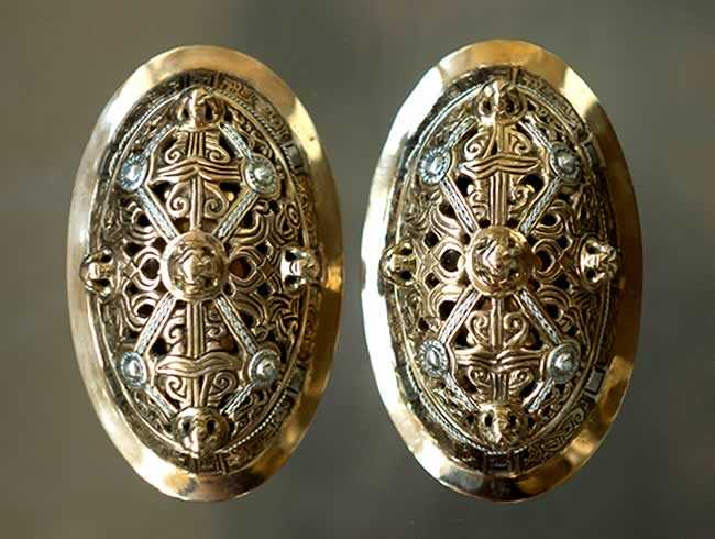 Turtle fibulas (pair). Birka / Bj563, type Р51, X century AD. - TRUE ...