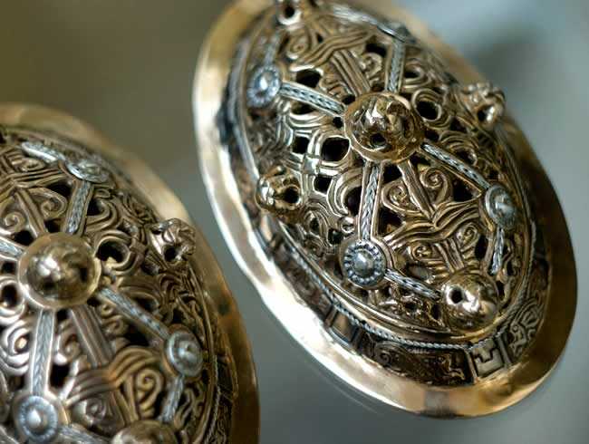 Turtle fibulas (pair). Birka / Bj563, type Р51, X century AD. - TRUE ...